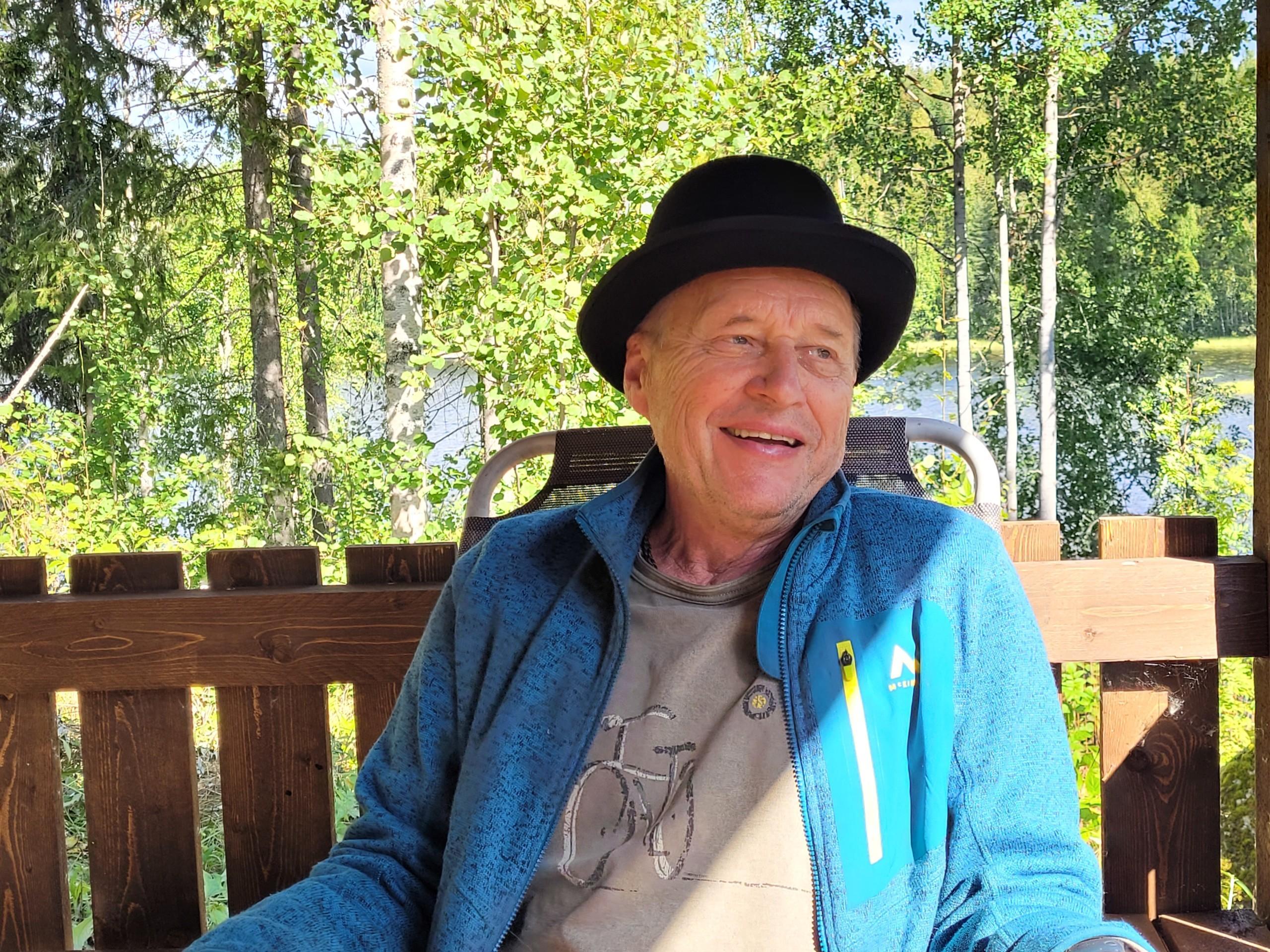 Kylätaiteilija meni metsään - Msl